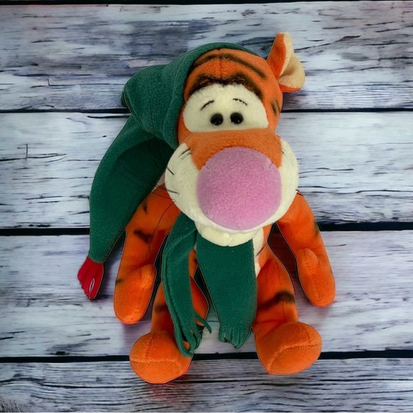 Gund | Toys | Gund Tigger Plush 0 Acre Collection 10 Green Hat Scarf ...